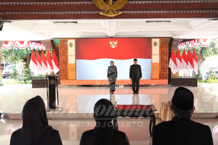 Bupati Ikfina Lantik Dua Camat Dan Sejumlah Jafung